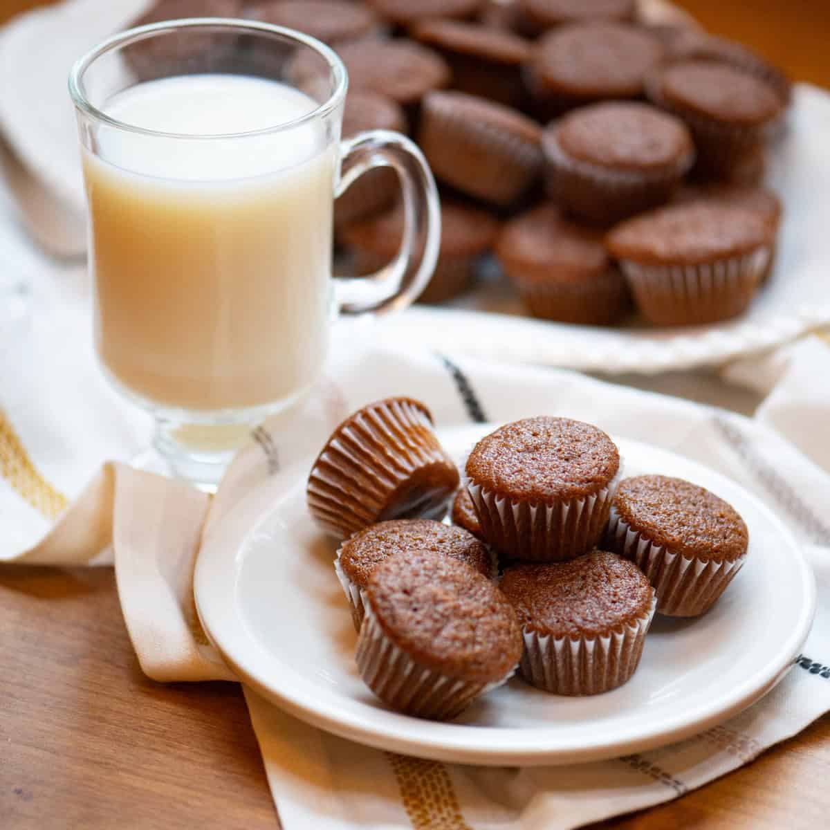 Mini Gingerbread Muffins - Learned it from My Mom